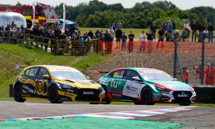Tom Ingram claims first win of the season in Thruxton opener ...