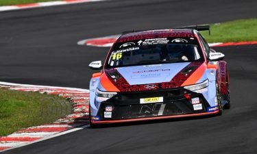 Callum Newsham wins race two as Adam Shepherd takes title » TouringCars.Net